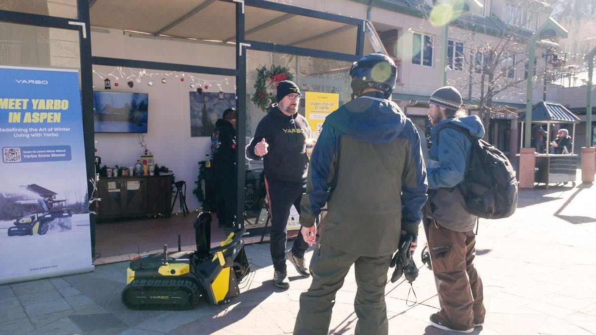 Why Everyone Stopped to Film This Robot in Aspen: Yarbo's Pop-Up ...